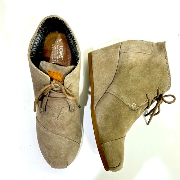 Toms | Shoes | Toms Womens Kala Desert Suede Lace Up Wedge Heel Ankle ...
